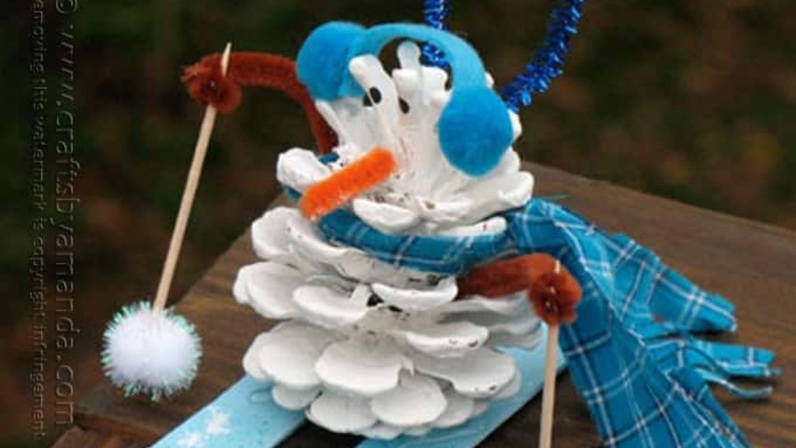 15 Unique Pine Cone Projects You Haven’t Seen Before