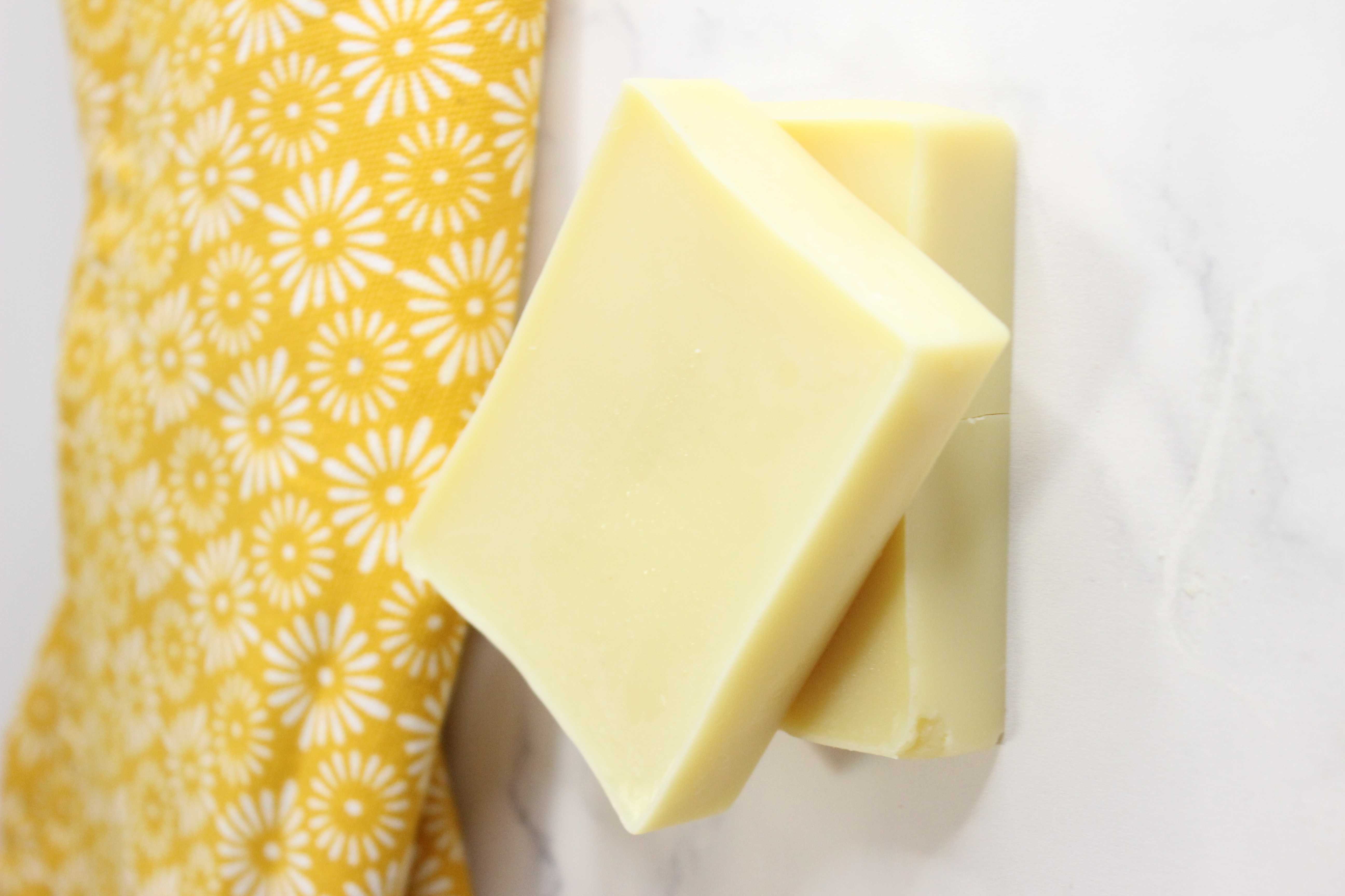 Natural Hair Conditioner Bar Recipe With Beeswax & Essential Oils