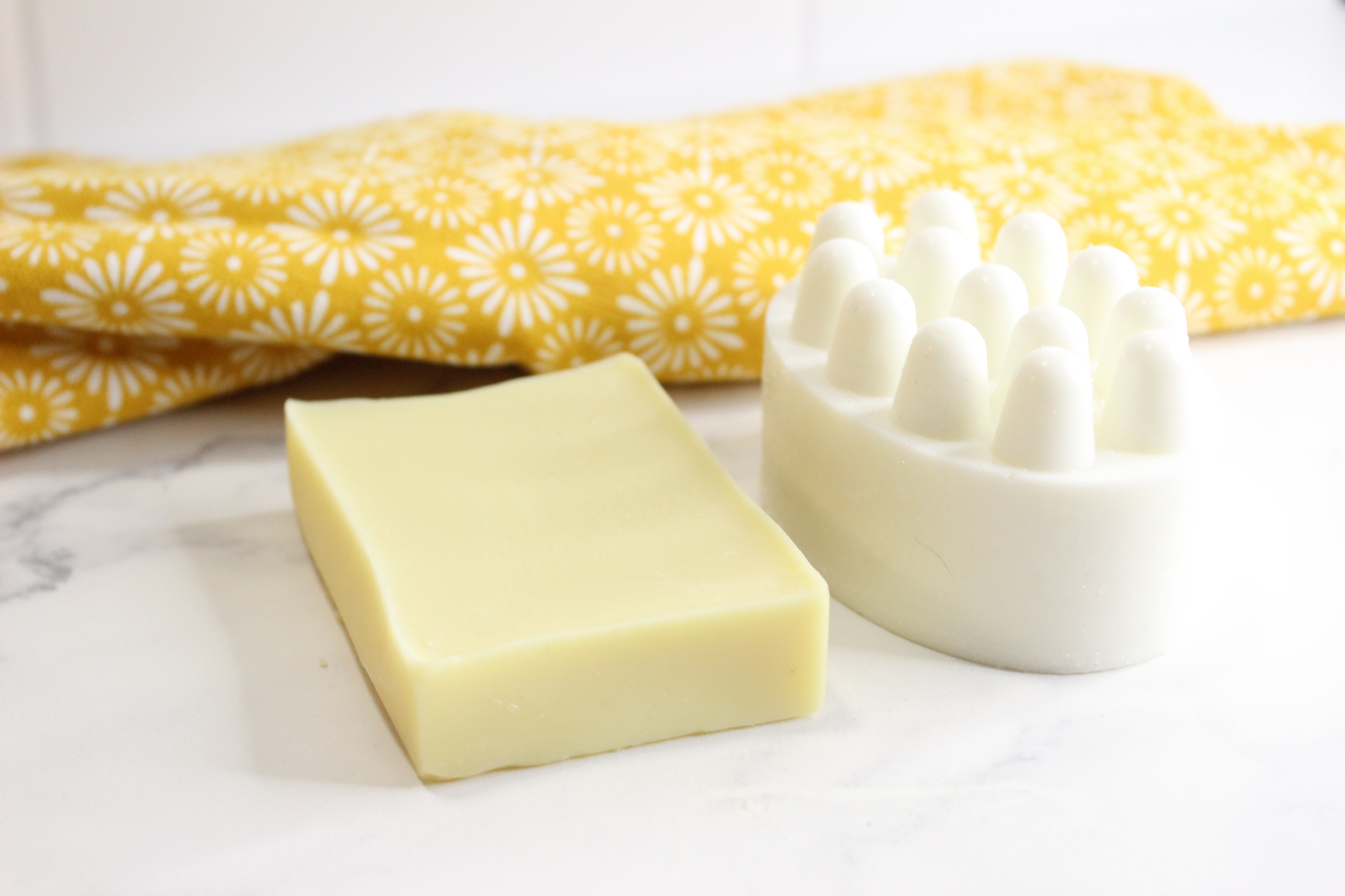 Natural Hair Conditioner Bar Recipe With Beeswax & Essential Oils