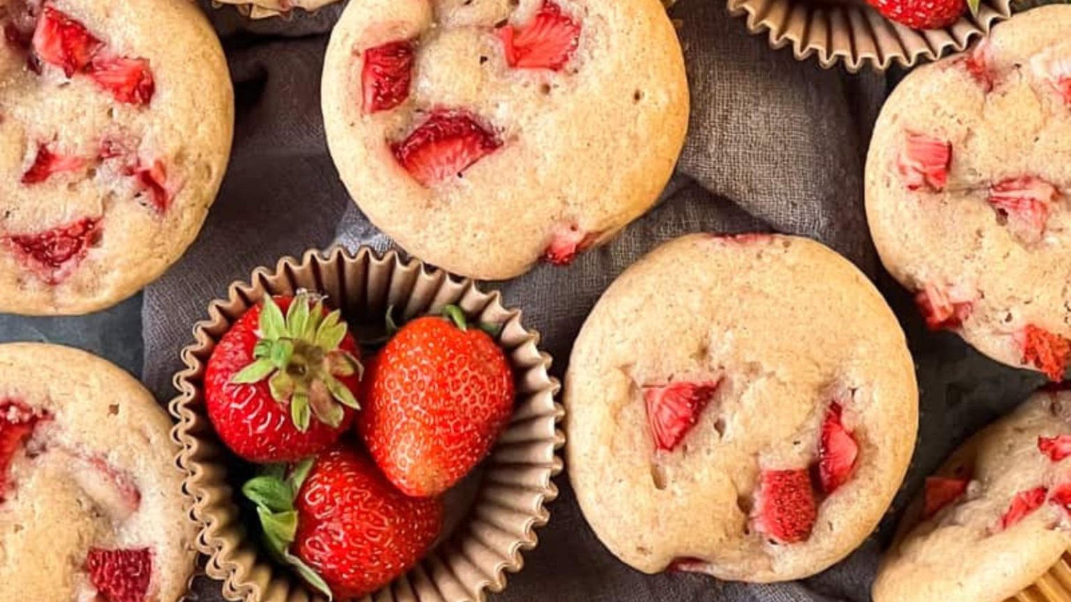 Easy Homemade Strawberry Preserves Recipe