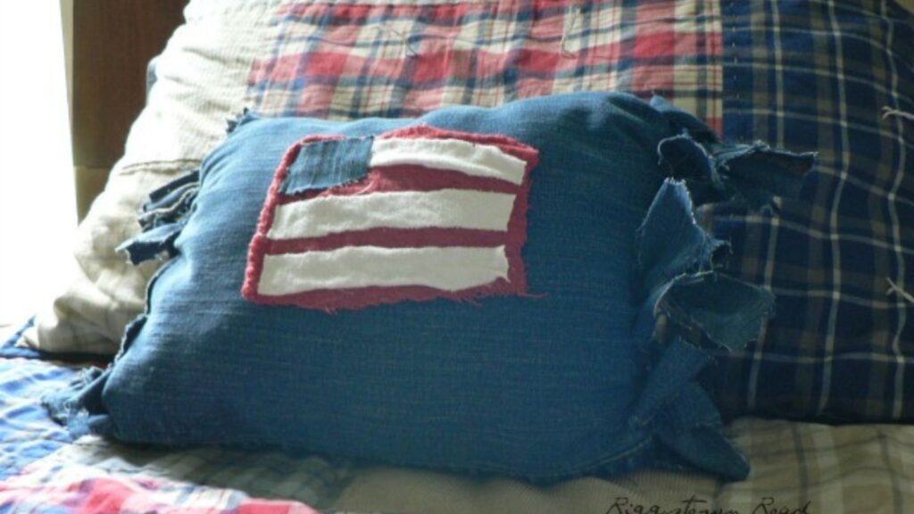 24 Cool Things To Make From Your Old, Worn-Out Clothes