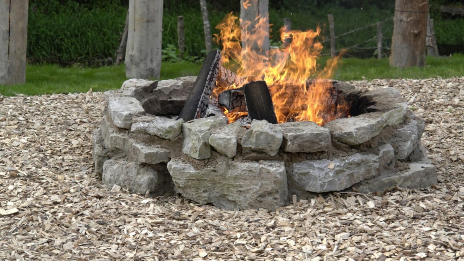 12 Ways To Recycle Wood Ash From Your Fireplace, Firepit Or Wood ...