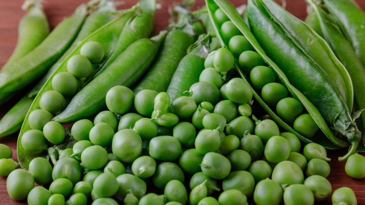 8 Plants You Should Never Grow Too Close To Your Peas